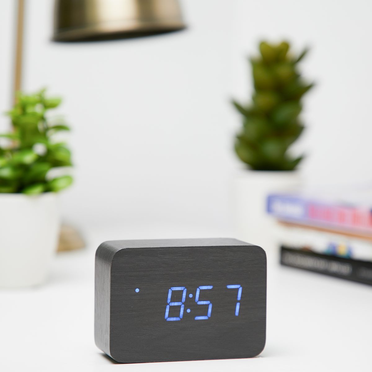 Buy Checkmate LED Wood Cuboid USB Desk Clock Blue 10cm Online – Oh Clocks